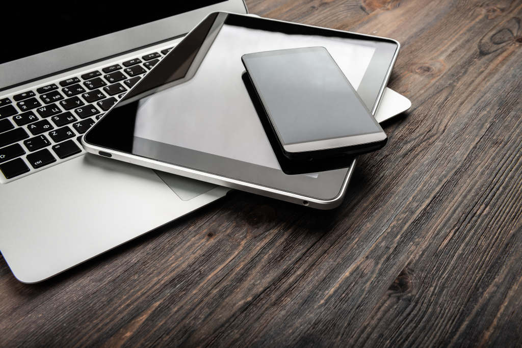 O que é um Display: Como Funciona, Tipos e Exemplos de Tela